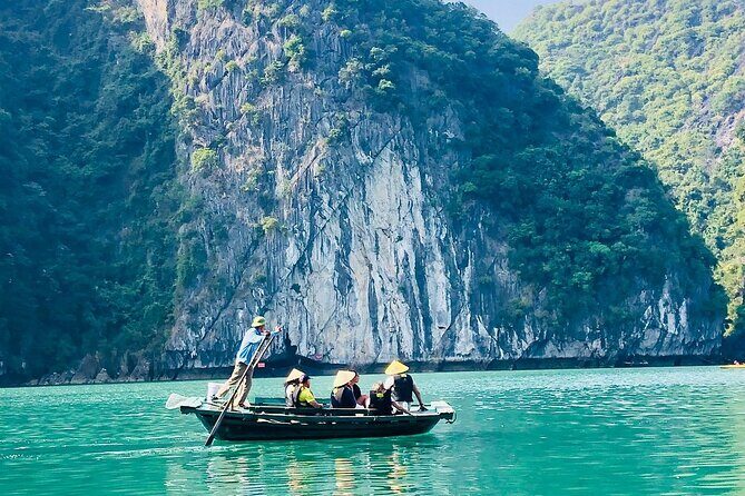Discover the Beauty of Halong & Lan Ha Bay with Jade Sails Cruise - What Makes This Tour Stand Out?