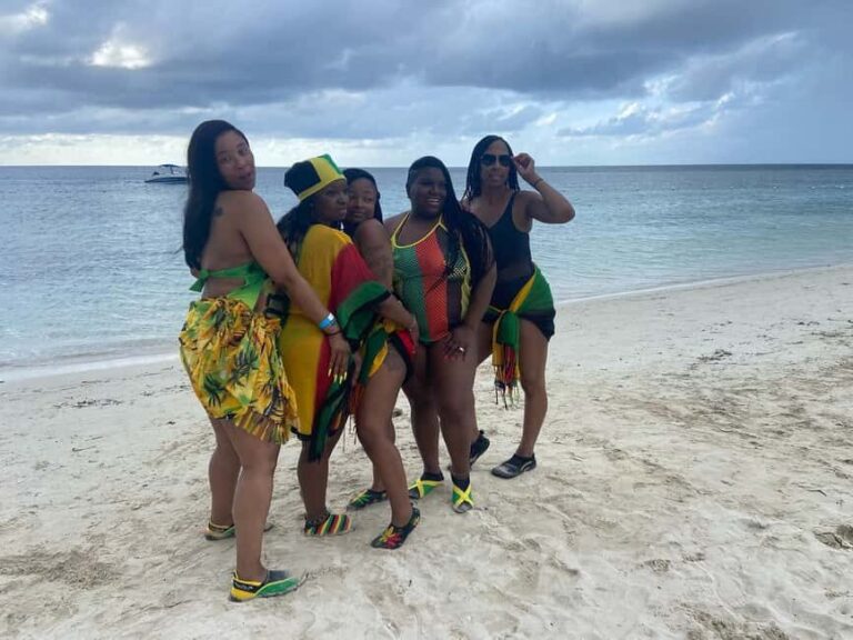 Doctor's Cave Beach, Canabis and Bird Farm Private Tour - A Detailed Look at the Experience