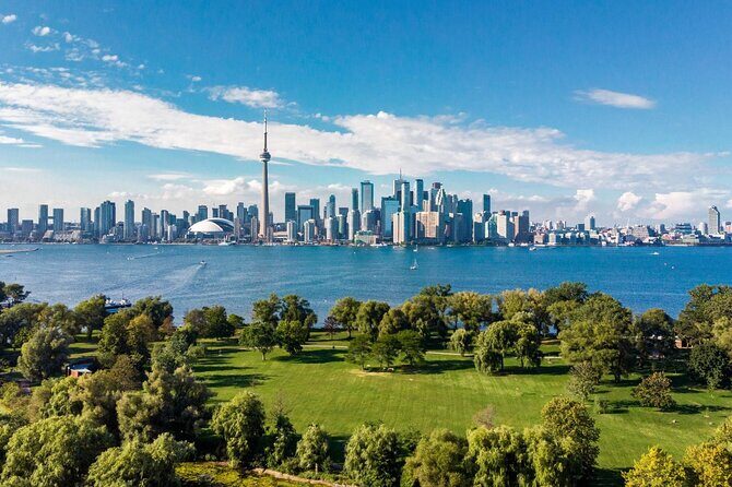 Downtown Toronto Walking Tour and Optional Harbour Cruise - Analyzing the Value