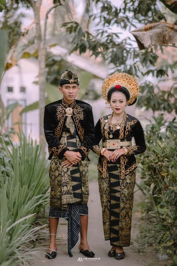 Dress Up Like The King and Queen Of Lombok - What Makes This Experience Special?