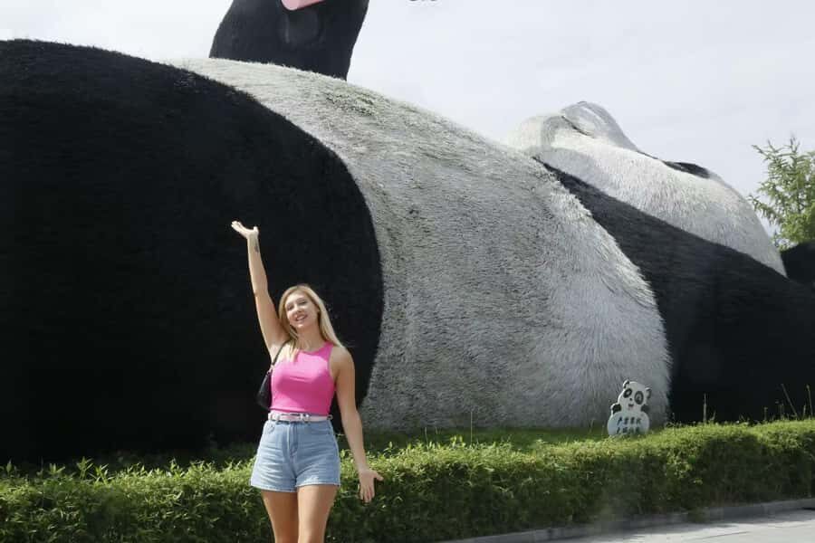 Dujingyan Giant Panda tour option Red Panda interactive - Final Thoughts: Who Should Consider This Tour?