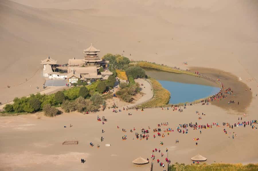 Dunhuang Tour: Mogao Caves, Oasis Journey, Leiyin Temple - Inside the Mogao Caves: Art, Symbols, and Serenity