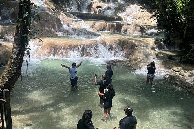 Dunn's River Falls Private Round-trip taxi - The Sum Up