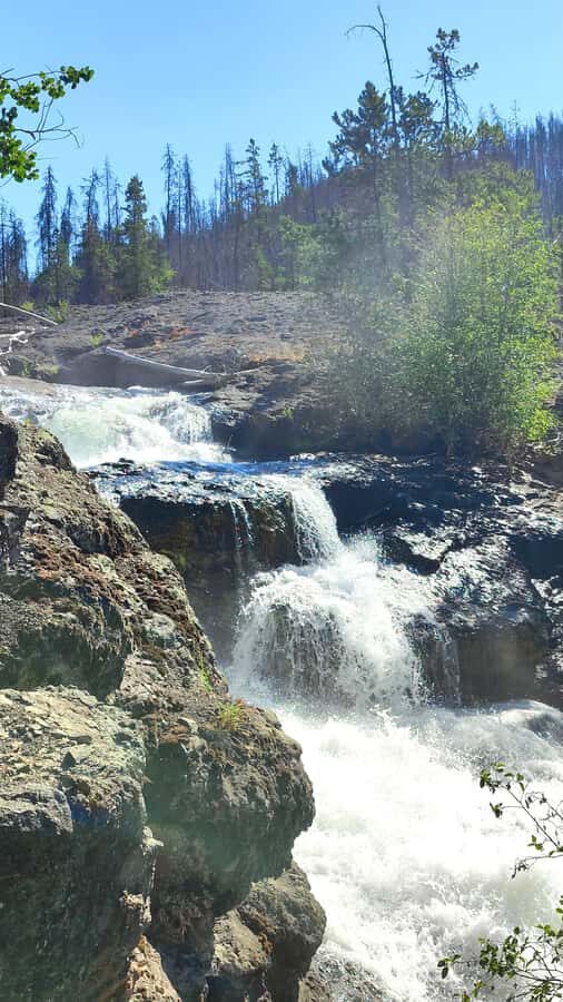 Eagle Lake, BC: Hidden Waterfalls Tour 4x4 - A Closer Look at the Hidden Waterfalls Tour