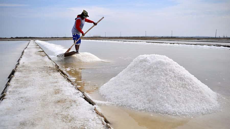 East Bali Full-Day Tour with Kusamba Traditional Salt Making - What’s Included and How It Works