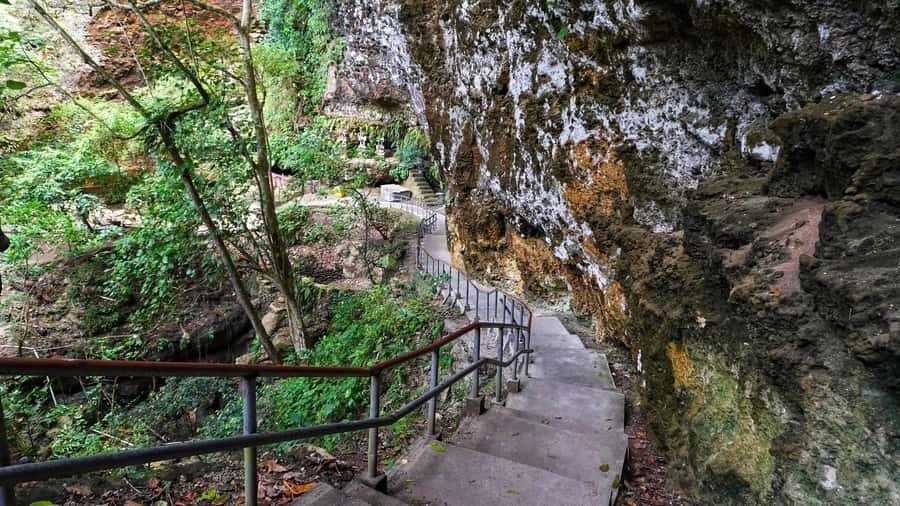 East Nusa Penida With Tembeling Beach Natural Pool - What Makes This Tour Stand Out