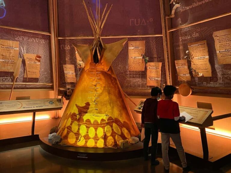 Edmonton: Indigenous Heritage Tour with Minivan Transport - A detailed look at the Edmonton Indigenous Heritage Tour