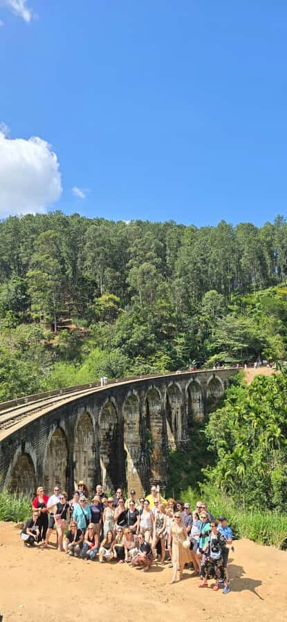 Ella:2-Day, waterfalls, hikings and activities with lunch - Day 1: Hiking, Bridges, and Tea