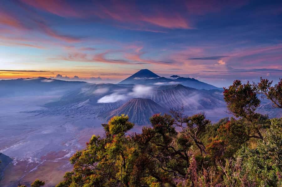 Epic Bromo: Sunrise Viewpoint & Volcanic Sand Sea Jeep Ride - What Sets This Tour Apart?