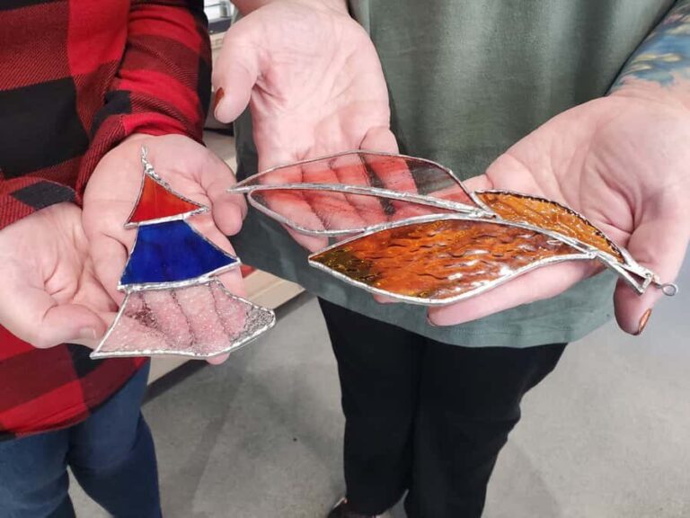 Everett: Stained Glass Workshop with Materials - What to Expect: A Clear Breakdown of Your Stained Glass Adventure