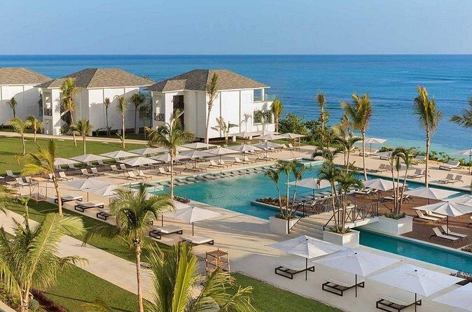 Excellence Oyster Bay Airport Transfer - How the Service Measures Up