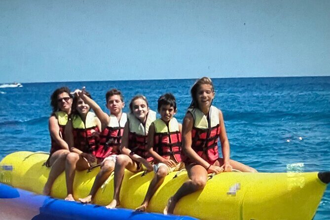 Exclusive Fun Adventure on a Banana Boat Water Ride - Visualizing the Experience