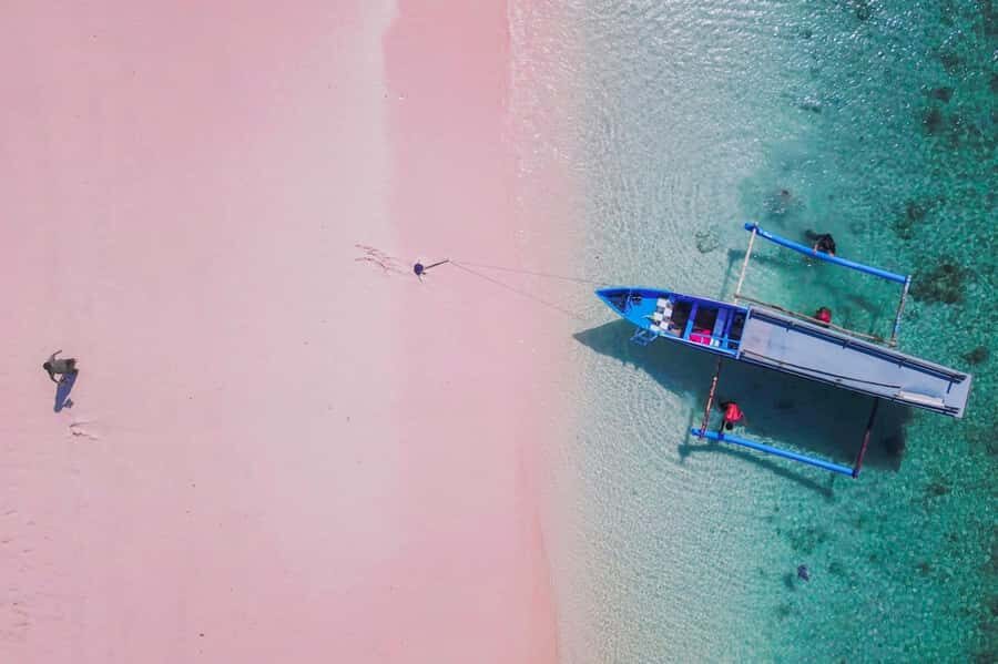 Exclusive Snorkeling Tour to Lombok's Pink Beach and 3 Gilis - What Makes This Tour Stand Out?