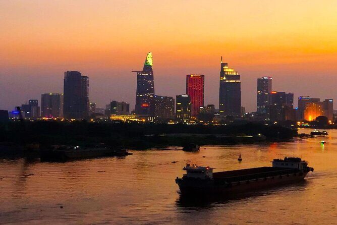 Experience Half-day Guided Walking Tour Ho Chi Minh City Center - Itinerary Breakdown: What You’ll See and Experience