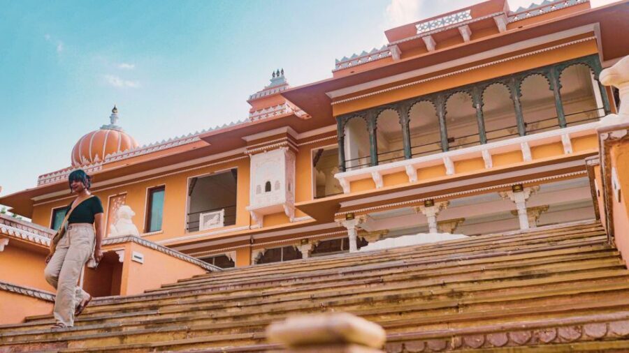 Experience Luxury: Private Museum, Vintage Car Ride - What You Can Expect from This Experience