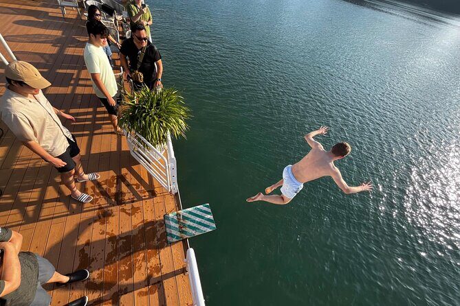 Explore Lan Ha Bay with 5-Star Serenity Day Cruise from Hanoi - What the Experience Means for You