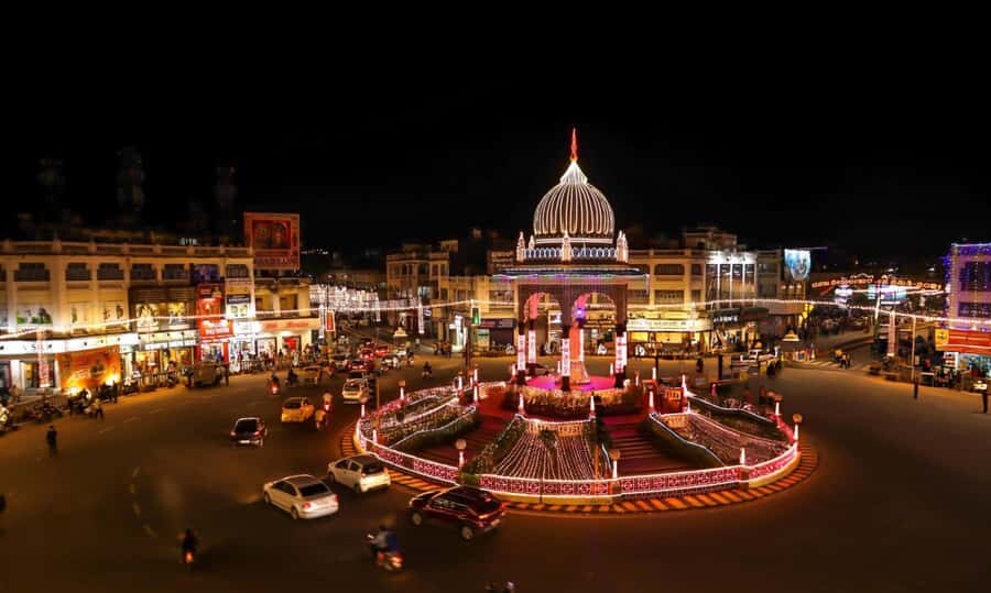 Explore Mysore in Nightlights: Guided Tour by Foot - Practical Details and What to Expect