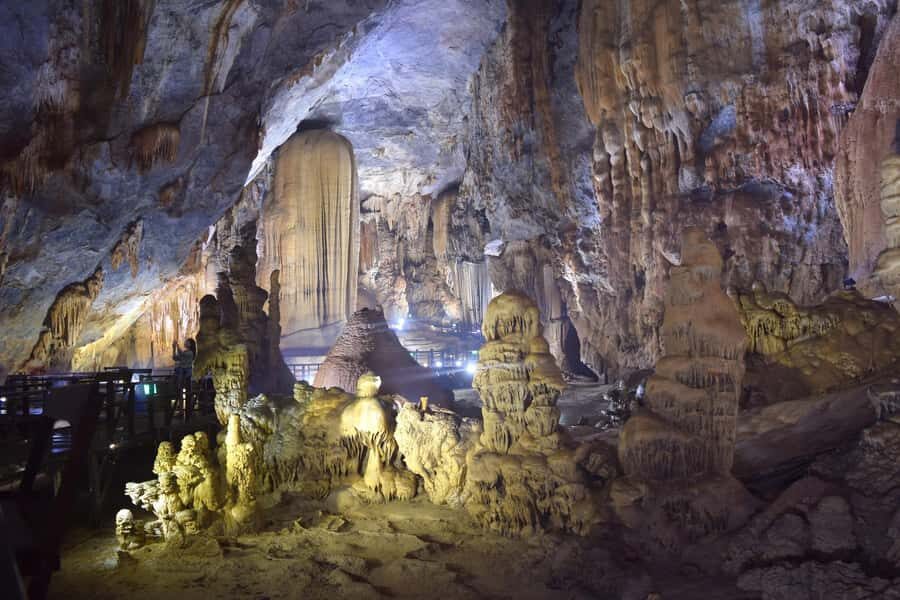 Explore Paradise Cave & Phong Nha Cave 1 day - What Traveling with This Tour Means for You