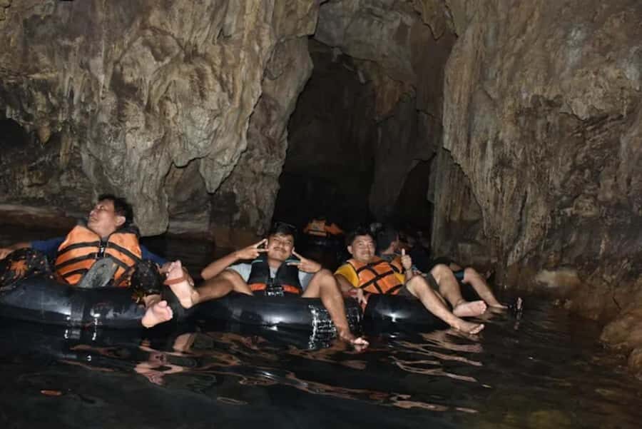 Explore Pindul Cave & Timang Beach with a 4x4 Jeep - Who Should Book This Tour?
