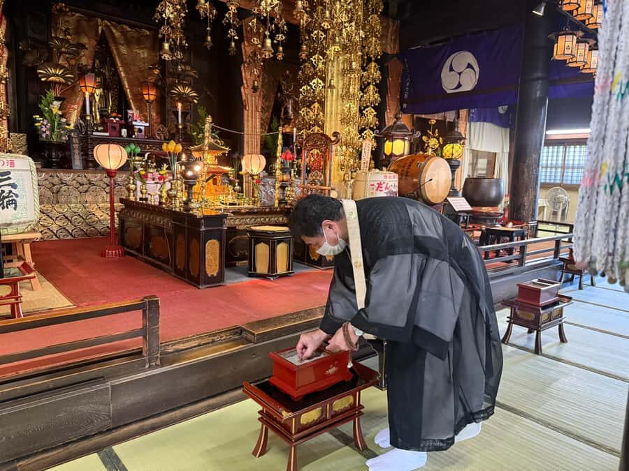 Explore Southern Osaka: Kaizukas Nature & Heritage - Who Should Consider This Tour?