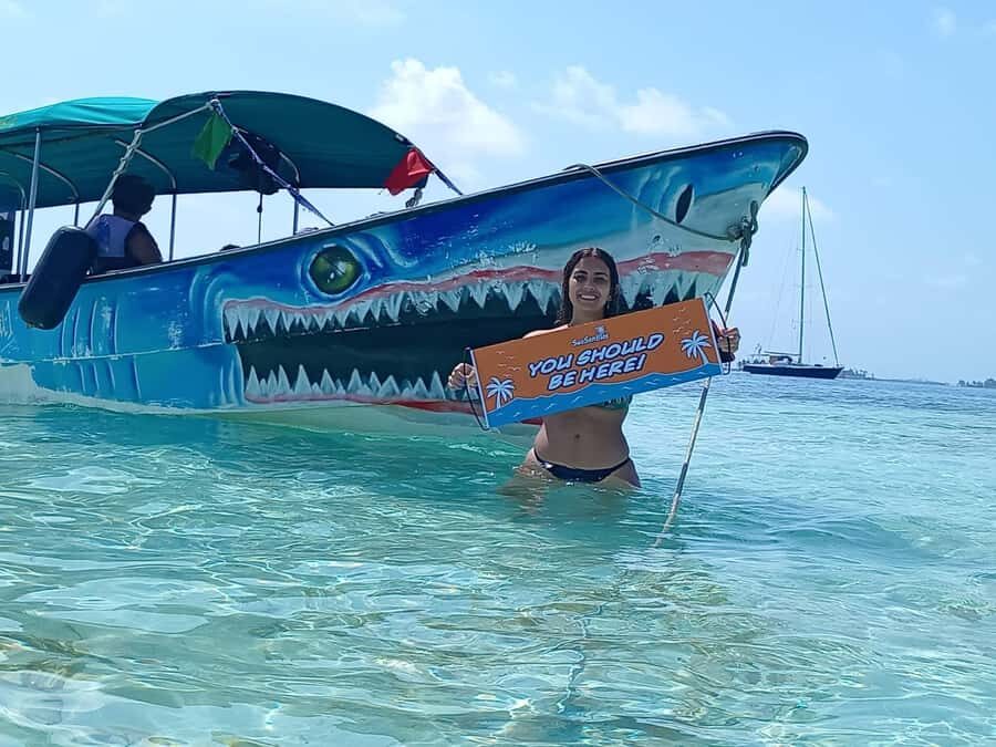 Explore The San Blas Islands In Panama - Day Trip w/ Lunch