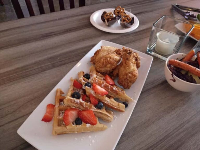 Food Crawl: Reality Atlanta Restaurant Tour Experience - Who would enjoy this tour?