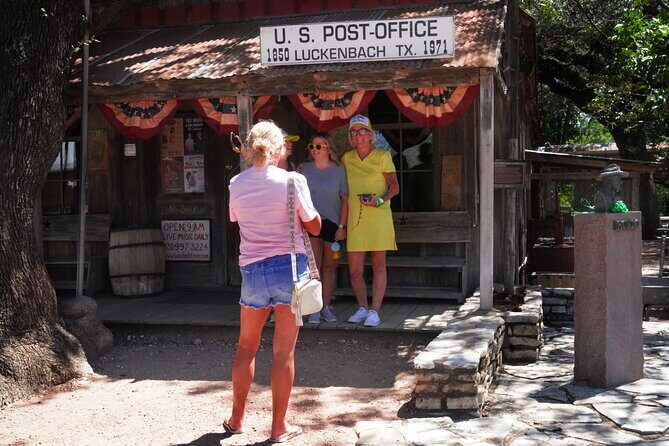 Fredericksburg Luxury Shopping and History and Culture Tour - Practical Details and What to Expect