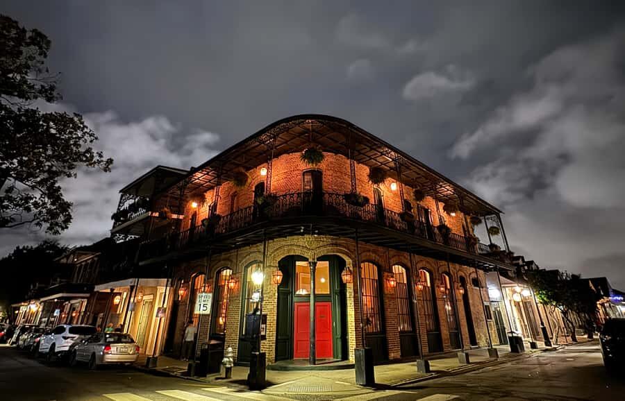 French Quarter Ghosts and Ghouls of New Orleans Ghost Tour - What to Expect: Practical Details