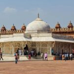 From Agra: Fatehpur Sikri and Local Market Half-Day Tour - Why This Tour Provides Great Value