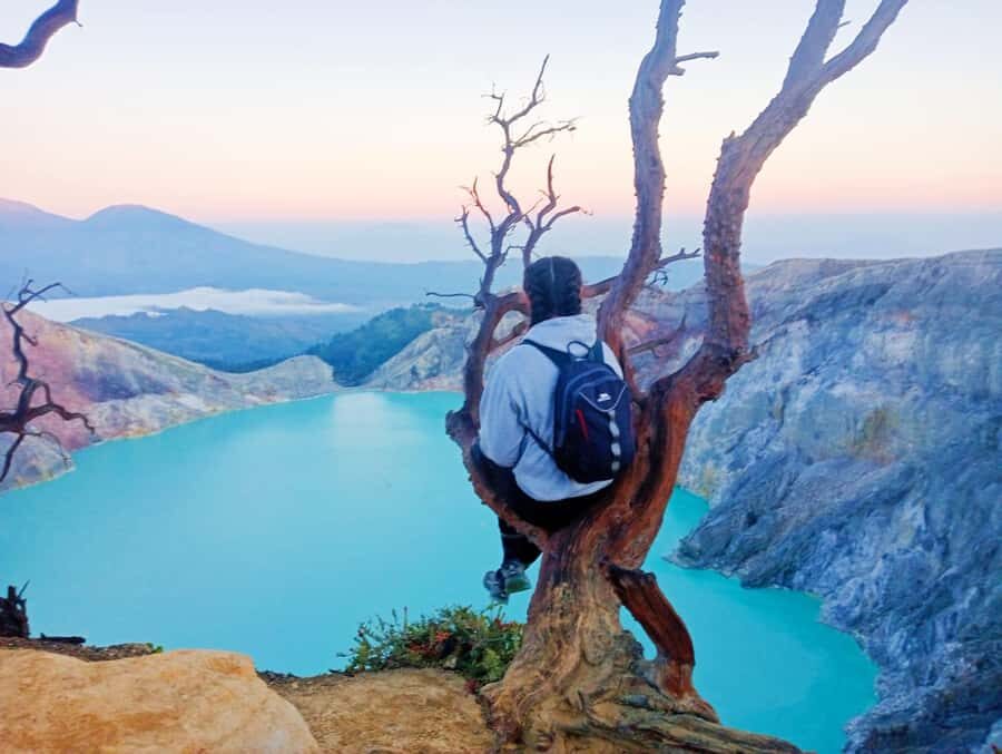 From Bali : Ijen Sunrise drop off Surabaya or Return to Bali - Descending and Exploring the Surroundings
