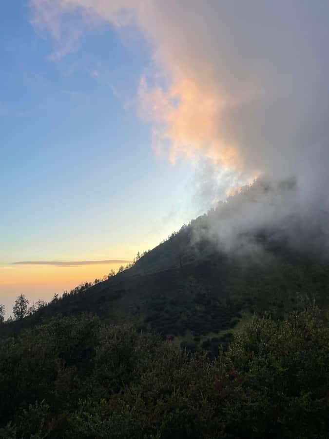 From Bali : Mount Ijen Blue-fire Volcano Tour - A Closer Look at the Mount Ijen Tour Experience