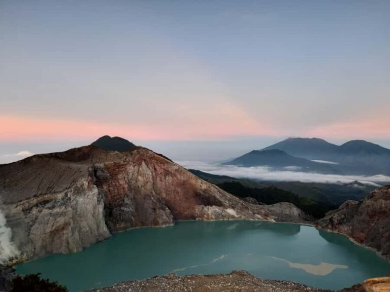 FROM BALI : MOUNT IJEN TOURS 1D1N - The Trek: Climbing to the Crater Summit