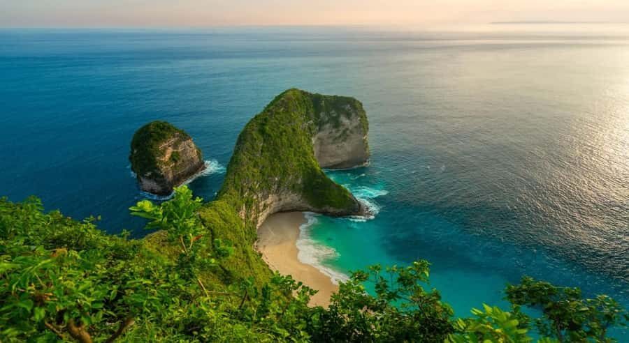 From Bali: Nusa Penida Private Snorkeling and Land Tour - Snorkeling with Manta Rays and Colorful Fishes