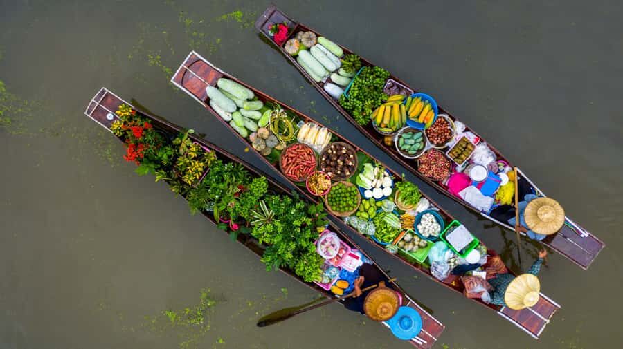 From Bangkok: Maeklong Railway and Floating Market Food Tour - Why Travelers Love This Tour