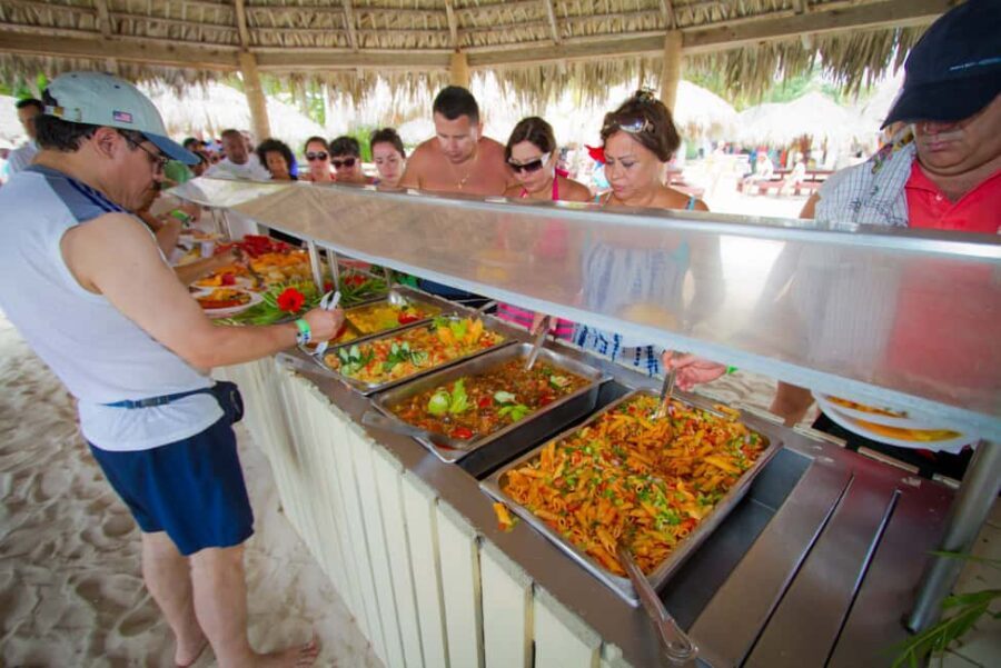 From Bayahibe: Saona Island, Open Bar, Speedboat & Lunch - The Value of This Tour