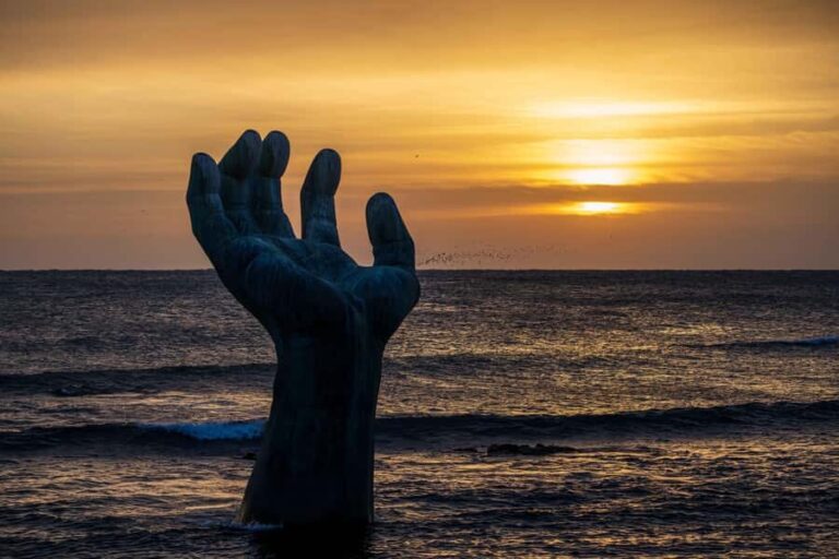 From Busan: 5 Highlights Pohang One Day Group Tour - Homigot Sunrise Square: Witness the First Light