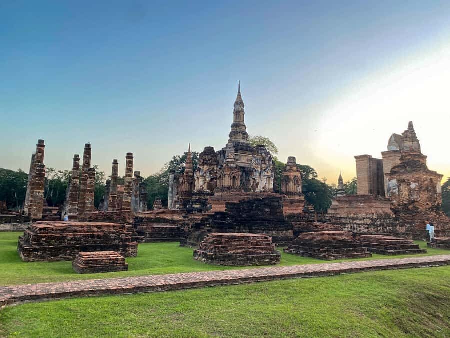 From Chiang Mai: Customize Your Own Sukhothai Heritage Tour - What to Expect at Each Stop