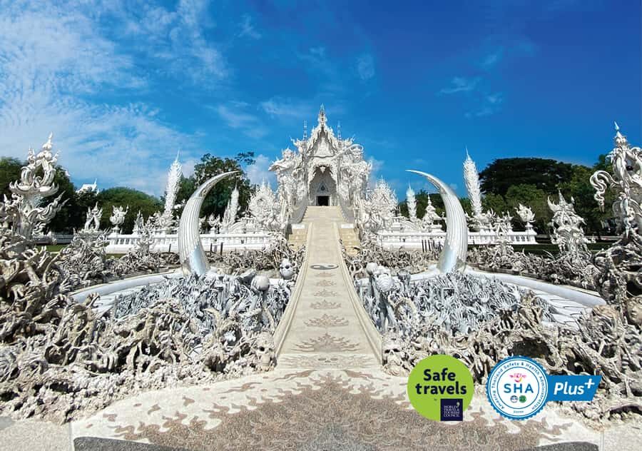 From Chiang Mai: White Temple & Golden Triangle Day Trip - Transportation and Group Size