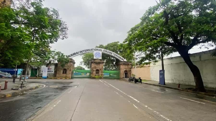 From Cruise Port: Elephanta Caves, Village & Heritage Tour - Detailed Breakdown of the Itinerary