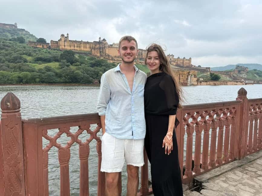 From Delhi: 4-Day Golden Triangle & Ranthambore Guided Tour - Transportation, Group Size, and Overall Value