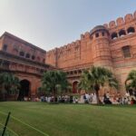 From Delhi: Deluxe Taj Mahal Agra Tour with Luxury cars. - What Travelers Say About This Tour