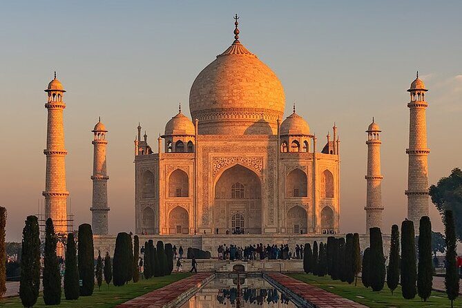 From Delhi: Same Day Agra Tour by Gatimaan Express - First Stop: Visiting the Taj Mahal
