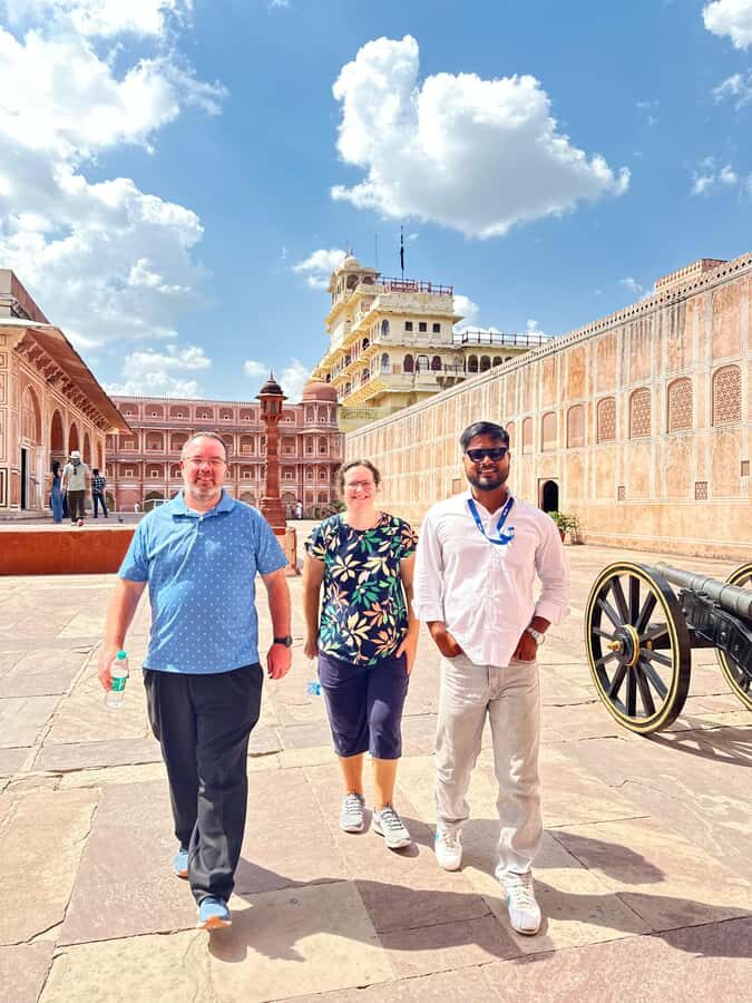 From Delhi: Same Day Group Tour to Jaipur with Transfers - Who Should Consider This Tour?
