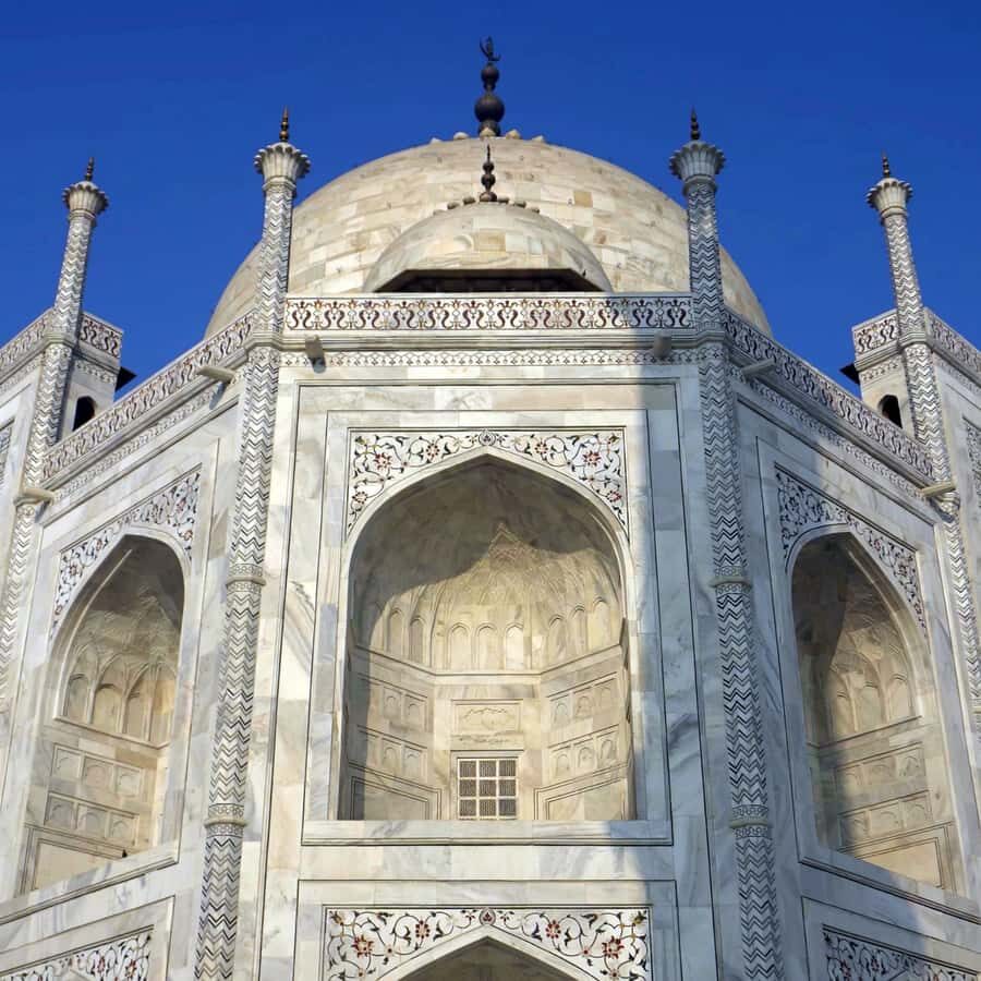 From Delhi : Same day Taj Mahal tour by car all inclusive - Visiting the Taj Mahal: An Iconic Moment