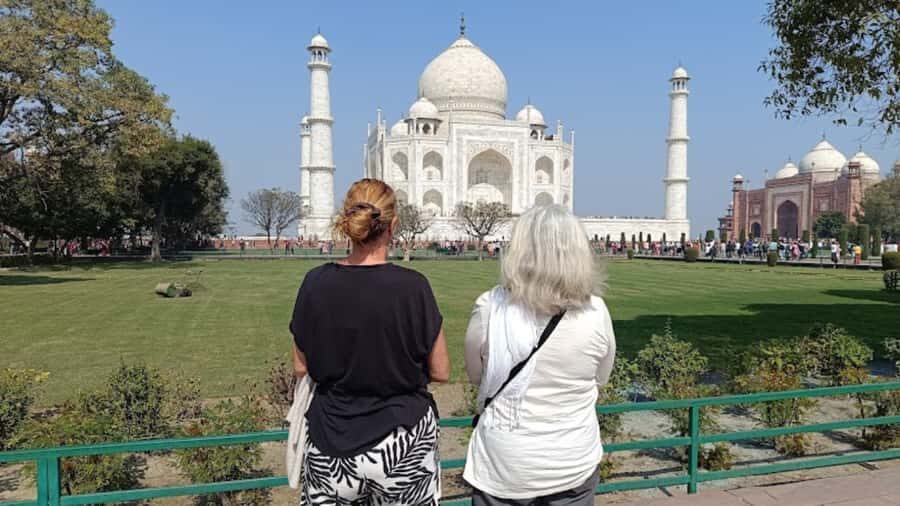 From Delhi: Taj Mahal & Agra Private Day Trip with Transfers - What Travelers Say