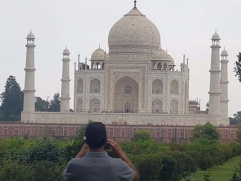 From Delhi: Taj Mahal and Agra Tour by Super-fast Train - Transport and Timing: Why It Matters