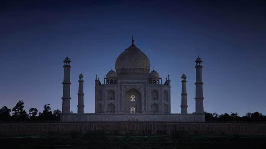 From Delhi: Taj Mahal Moonlight view & Agra Tour - The Itinerary: Step by Step