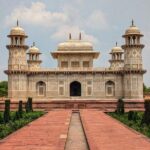 From delhi:(Vip entry)All Inclusive Taj Mahal & Red Fort day trip - A Practical Guide to the Taj Mahal & Red Fort Day Trip