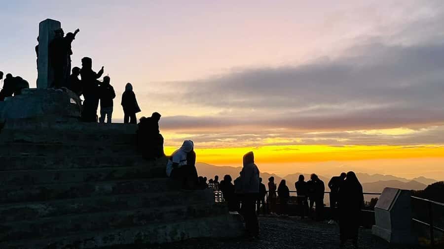 From Ende or Moni: Kelimutu Sunrise Tour 2 Days 1 Night Tour - The Lakes: Living Jewels of Flores