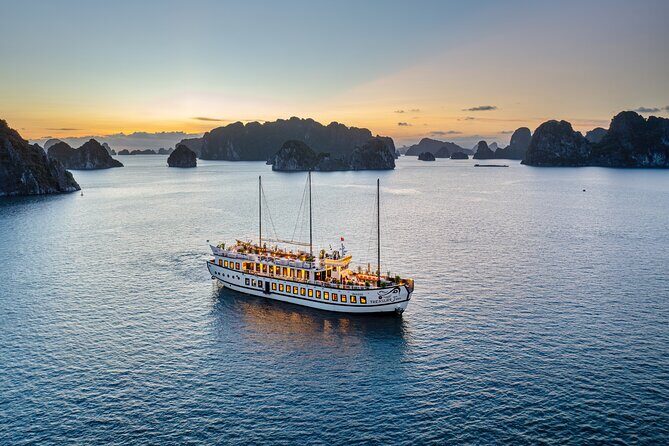 From Hanoi: 2-Day Treasure Junk Cruise through Bai Tu Long Bay - The Experience and Whats Included